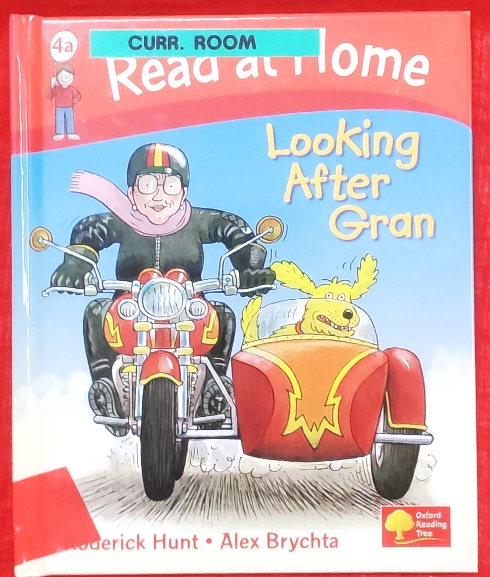 Read at Home: Level 4a Looking After Gran | Story Book with Big Pictur